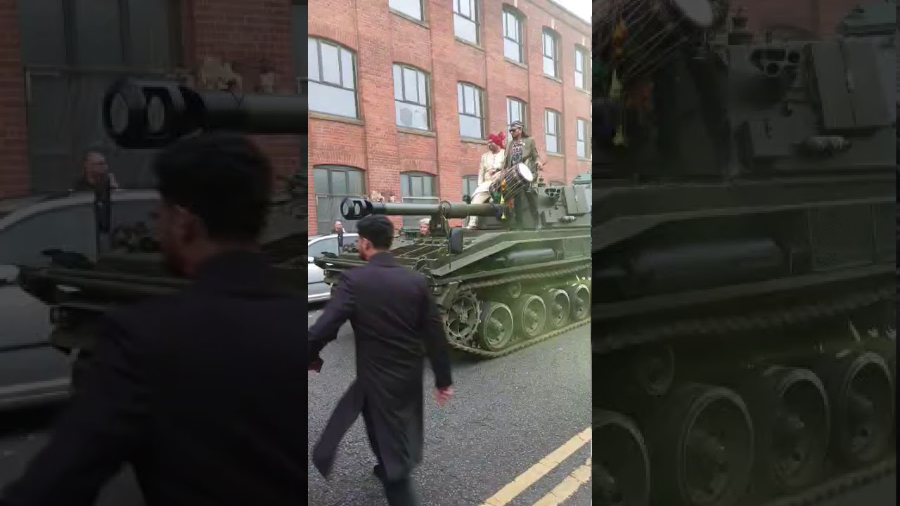 Llega a su boda subido en un tanque de guerra y escoltado por un ...